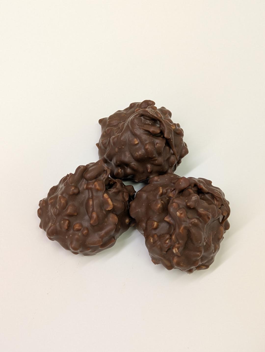 Mint Crunch Cluster | Kehr's Candies Milwaukee, Wisconsin